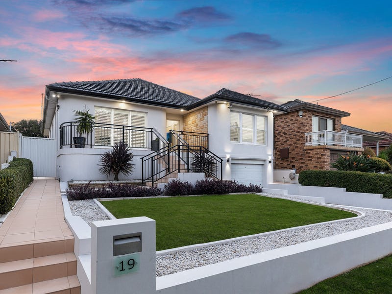 19 Woorail Avenue, Kingsgrove, NSW 2208 - Property Details