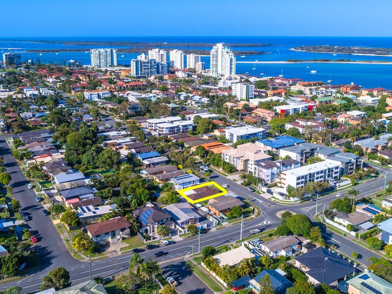 102 Muir Street, Labrador, QLD 4215 - realestate.com.au