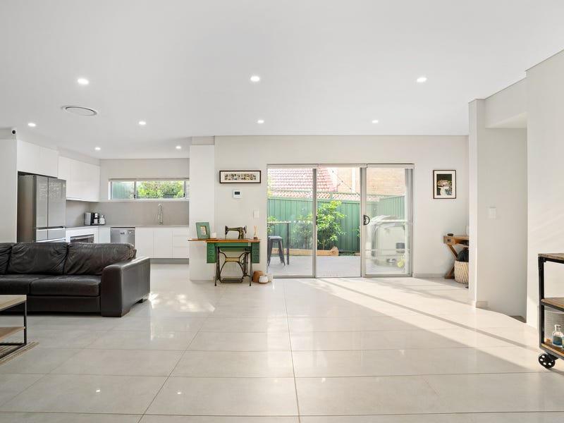 3/321 Port Hacking Road, Miranda, NSW 2228 - Property Details