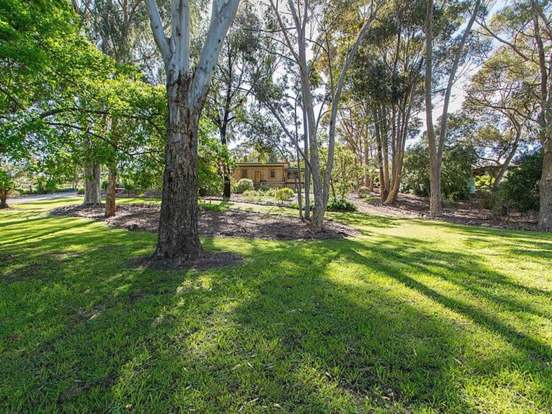 65 Quarry Road, Clare, SA 5453 - Property Details