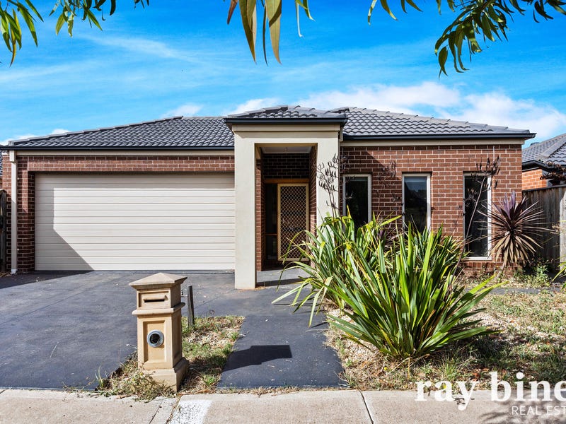 35 Riviera Drive, Hillside, VIC 3037 - realestate.com.au
