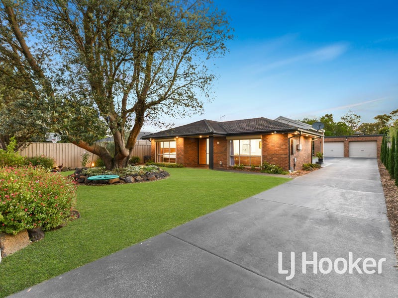 5 Adam Court, Pakenham, Vic 3810 - Property Details