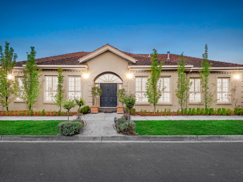 13 Thomas Hardy Drive, Templestowe, Vic 3106 - Property Details