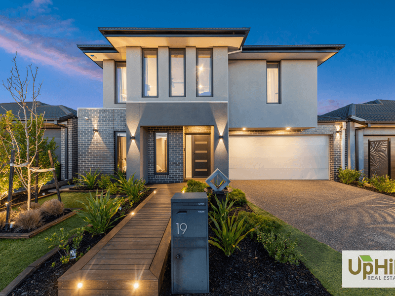 Real Estate & Property for Sale in Clyde North, VIC 3978 - realestate ...