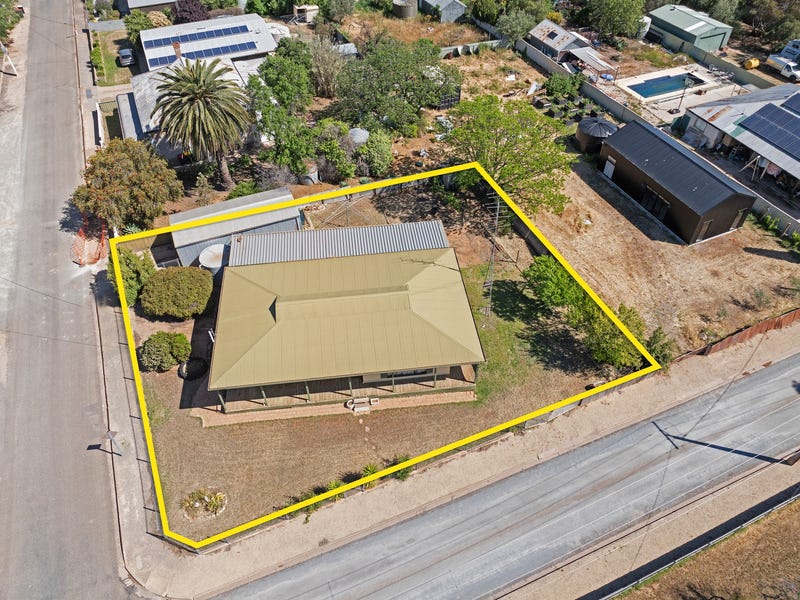 4 Moore Street, Blyth, SA 5462 - Property Details