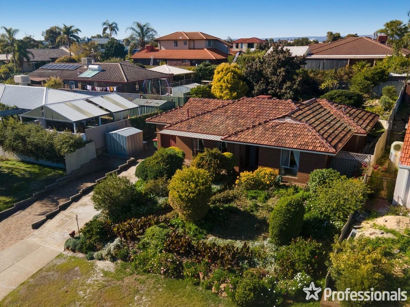 22 Winchester Way, Leeming, WA 6149 - Property Details