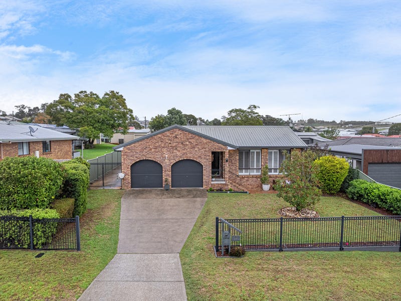 Real Estate for Sale in Warwick, QLD 4370 (+4 locations) - realestate ...