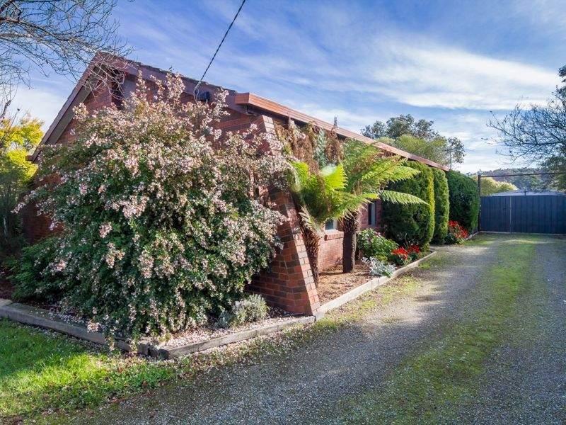 47 Railway Avenue, Bunyip, Vic 3815 - Property Details