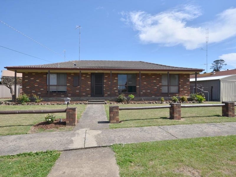 2 Moira Court, Sebastopol, Vic 3356 - Property Details