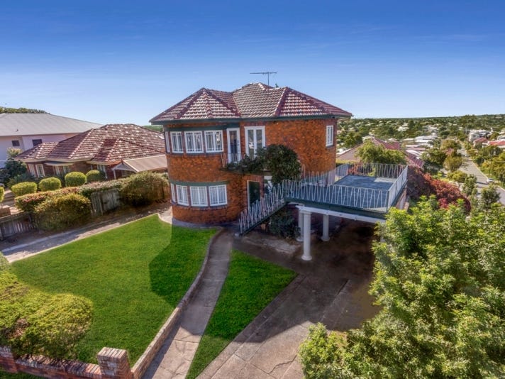97 Constitution Road, Windsor, Qld 4030 - Property Details