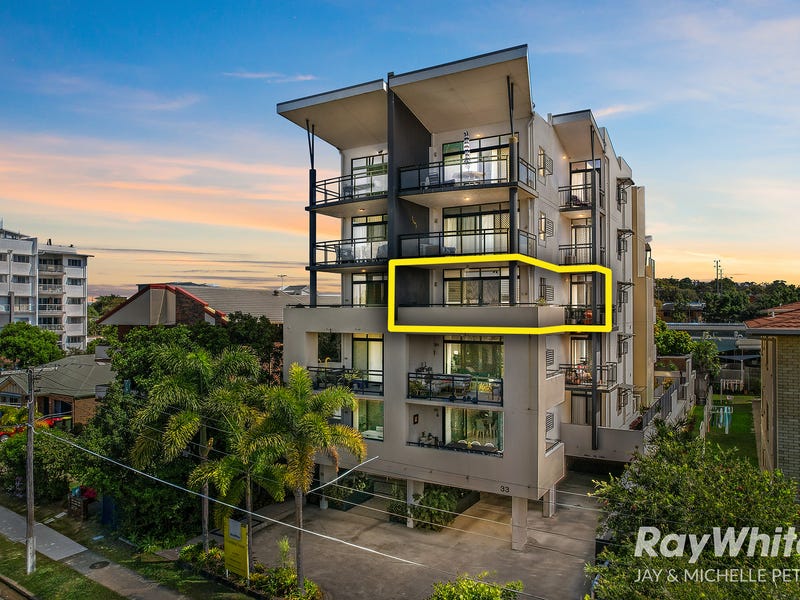 6/33 Humpybong Esplanade, Redcliffe, Qld 4020 - Property Details