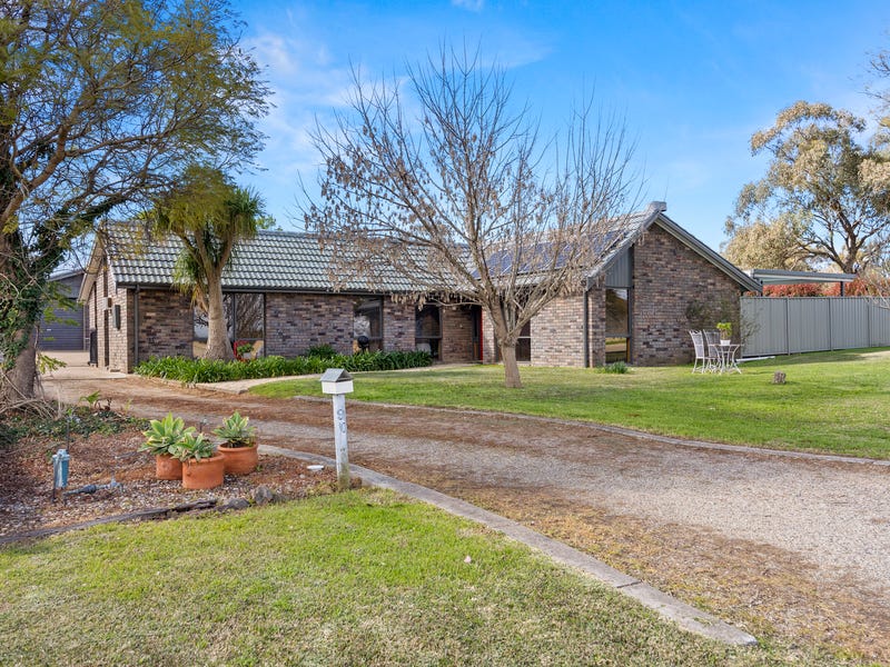 90 Perth Street, Aberdeen, NSW 2336 - Property Details