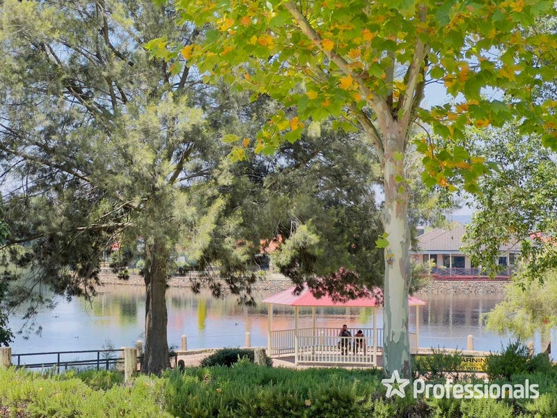 17 Highpoint Boulevard, Ellenbrook, WA 6069 - Property Details