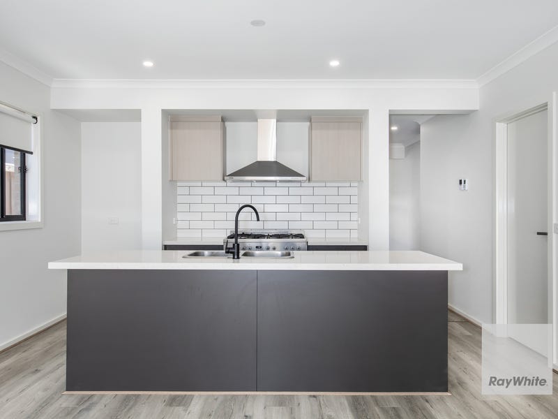 5 Harold Street, Deanside, VIC 3336 - realestate.com.au