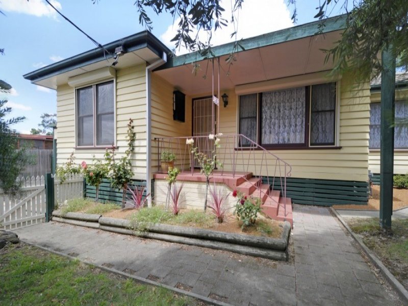 43 Bank Street, Traralgon, VIC 3844 - realestate.com.au