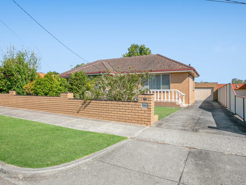 37 Hughes Parade, Reservoir, Vic 3073 - Property Details