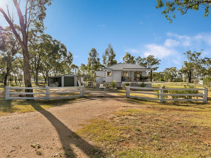 10 Allora Street, Hendon, QLD 4362 - realestate.com.au