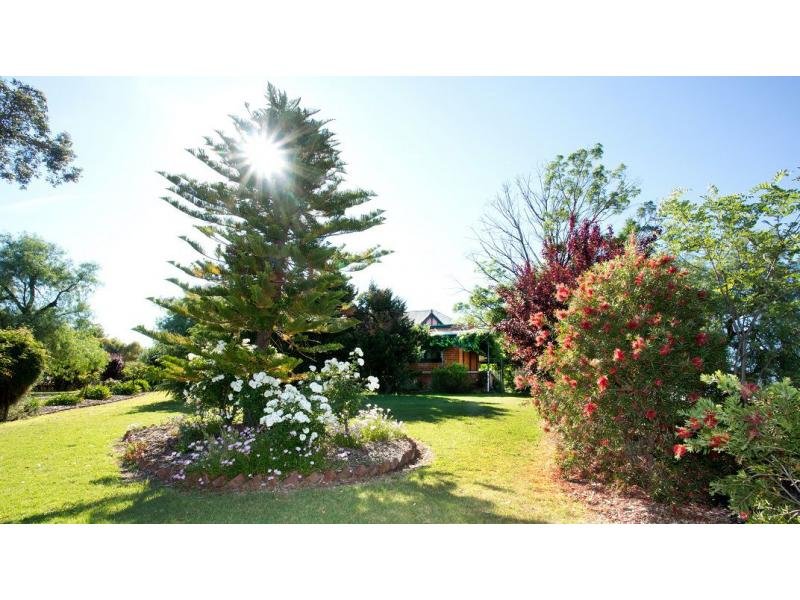 6470 Lachlan Valley Way, Cowra, NSW 2794 - realestate.com.au