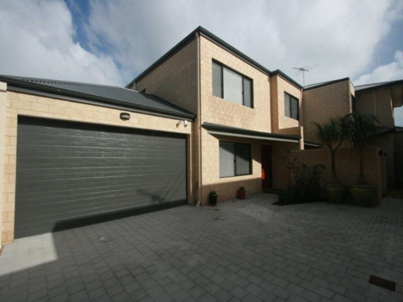 2/163 Grand Prom, Doubleview, WA 6018 - Property Details