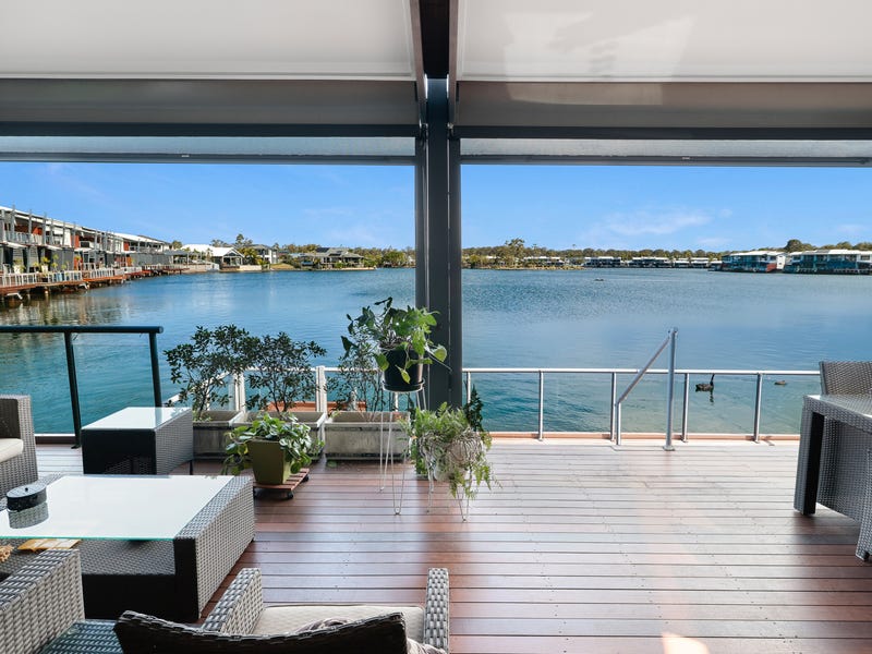 24/1 Manacor Place, Coombabah, Qld 4216 - Property Details