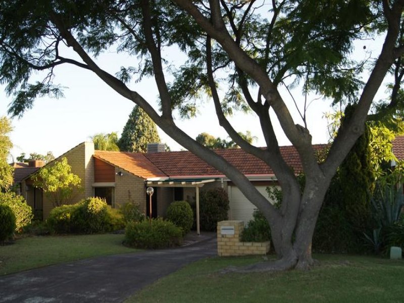 6 Nigel Court, Leeming, WA 6149 - Property Details