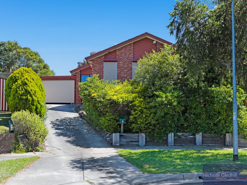 5 Poole Court, Endeavour Hills, VIC 3802 - realestate.com.au