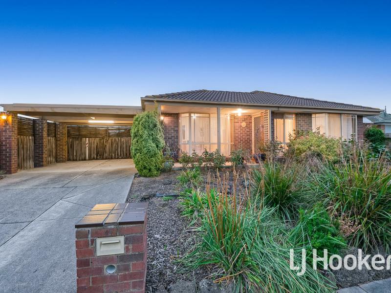 41 Parman Avenue, Pakenham, Vic 3810 - Property Details