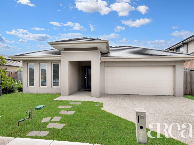 25 Coronat Drive, Williams Landing, VIC 3027 - realestate.com.au