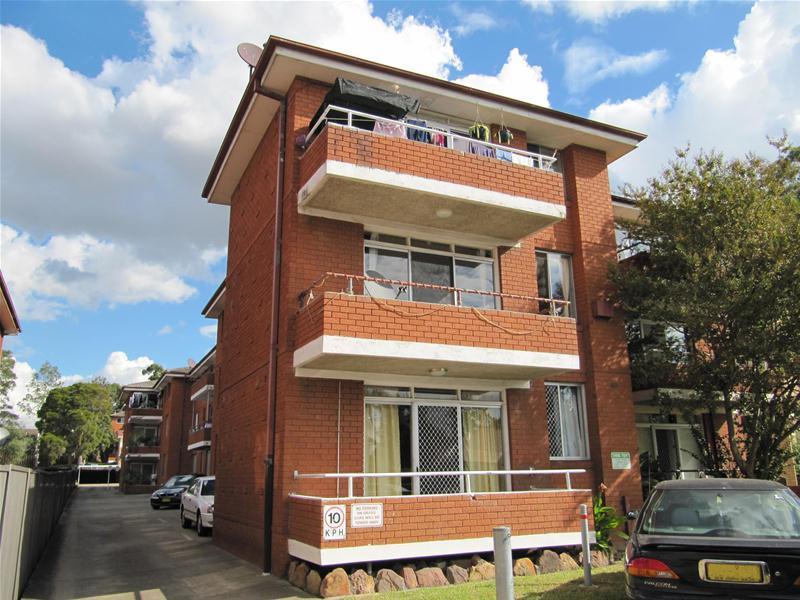 1/49 Hamilton Road, Fairfield, NSW 2165 - Property Details