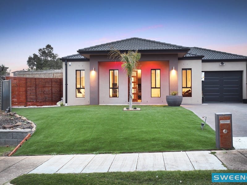 30 Paringa Way, Burnside, Vic 3023 - Property Details