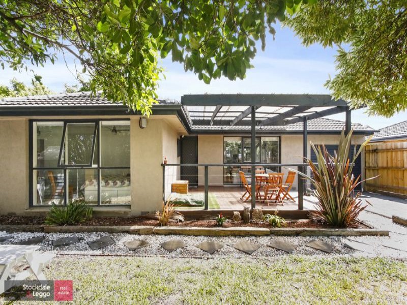 111 Cambridge Road, Mooroolbark, Vic 3138 - Property Details