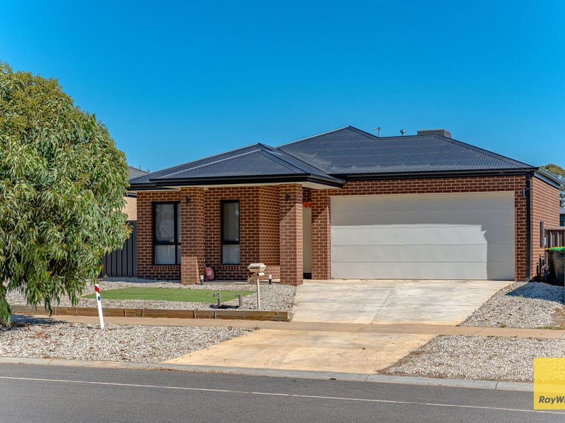 26 Lancaster Drive, Jackass Flat, VIC 3556 - realestate.com.au