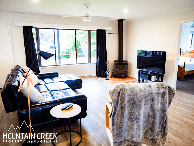 2-4 Baker Street, Tawonga South, VIC 3698 - realestate.com.au