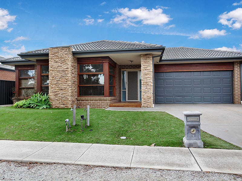 7 Mayesbrook Road, Manor Lakes, VIC 3024 - realestate.com.au