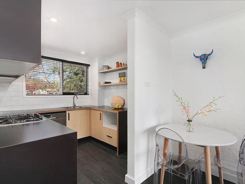 4/3 Garran Place, Garran, ACT 2605 - Property Details