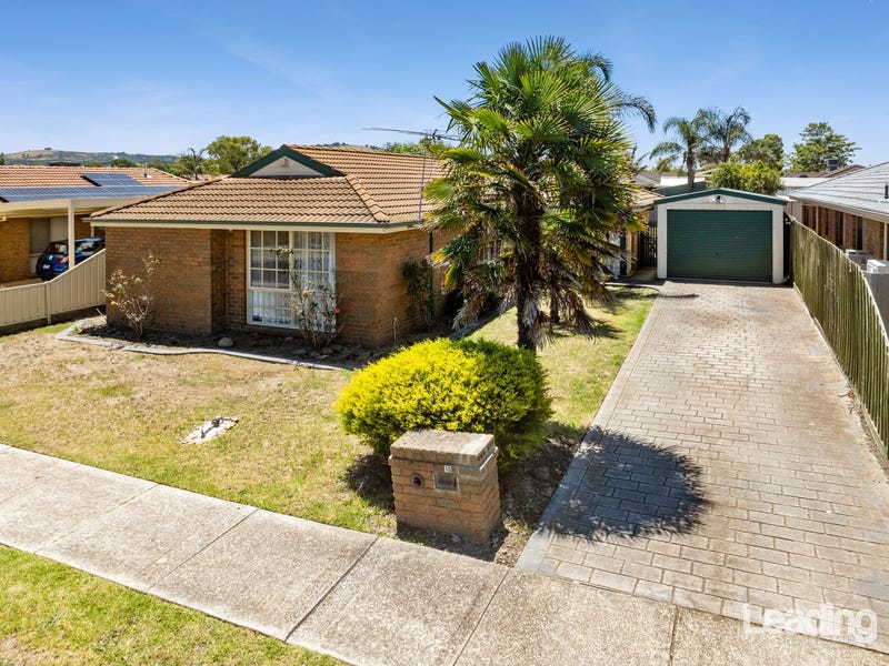 10 Gibbons Street, Sunbury, Vic 3429 - Property Details