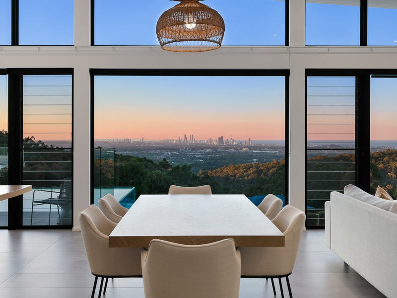 337 Chesterfield Drive, Bonogin, Qld 4213 - Property Details