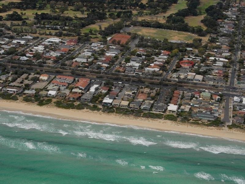 12 Fifth Avenue, Aspendale, VIC 3195 - realestate.com.au