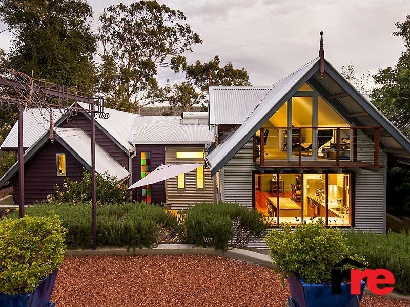 26 Contour Road, Roleystone, WA 6111 - Property Details