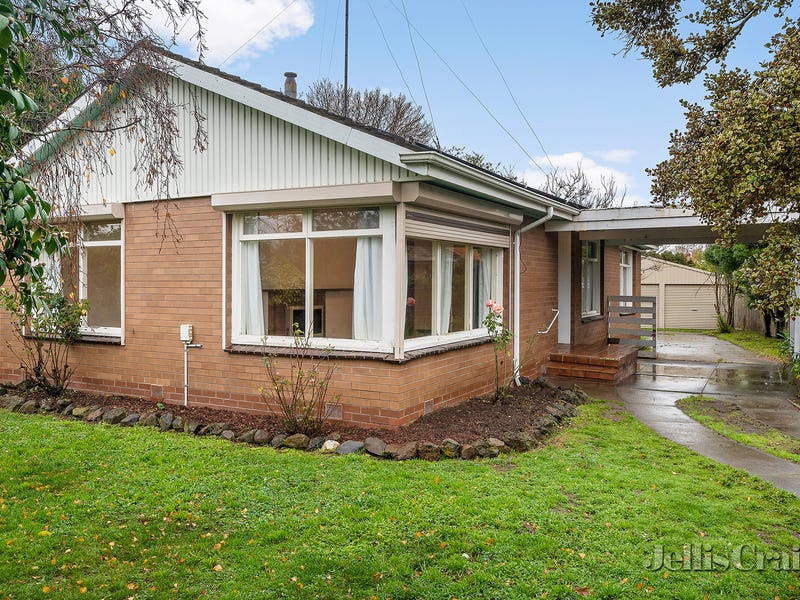 37 Queen Victoria Street, Newington, VIC 3350 - realestate.com.au