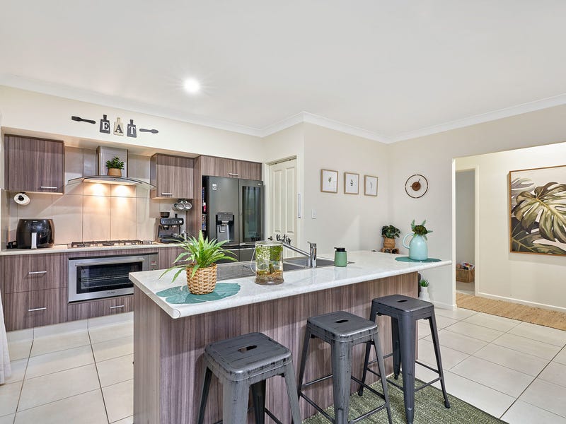 22 Tyson Place, Redlynch, Qld 4870 - Property Details