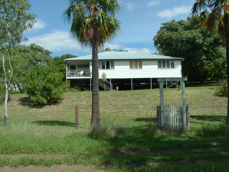 38 South Calliope Street, Springsure, QLD 4722 - realestate.com.au