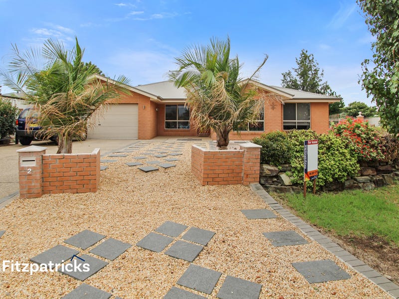 2 Dundale Cres, Estella, NSW 2650 - realestate.com.au