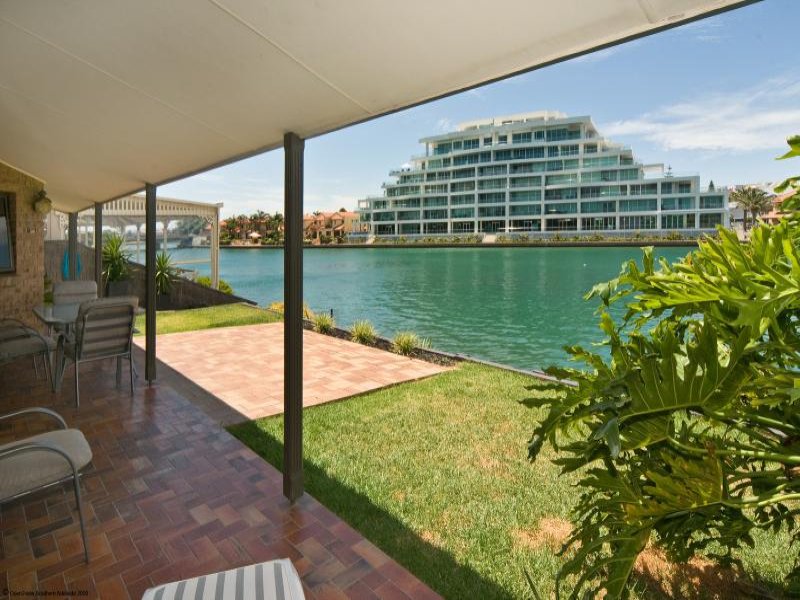 17 Martin Court, West Lakes, SA 5021 - realestate.com.au