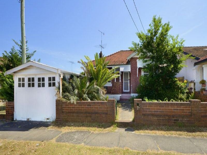 10 Banks Street, Monterey, NSW 2217 - Property Details