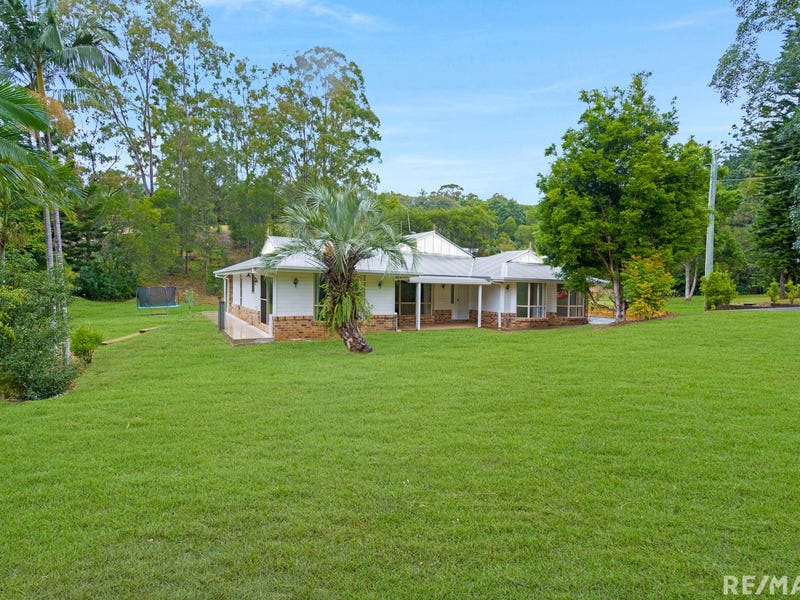 10 Tolhurst Court, Tallai, Qld 4213 - Property Details