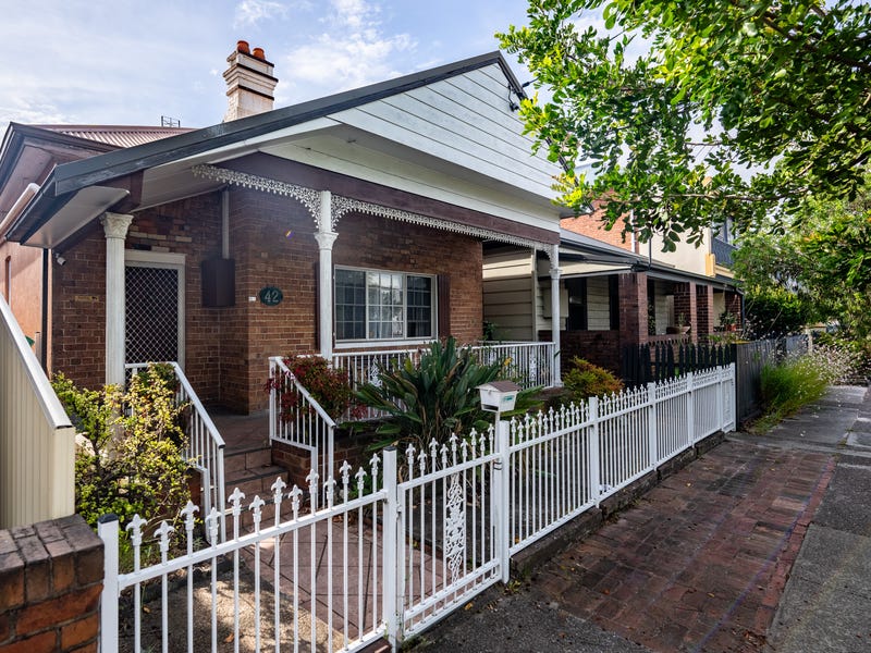 42 Gordon Avenue, Hamilton, NSW 2303 - realestate.com.au