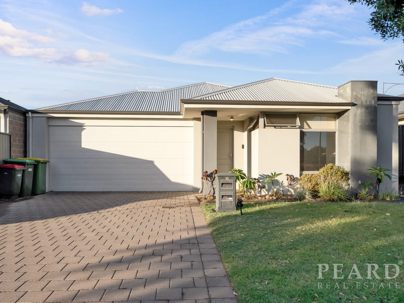 15 Cassowary Chase, Wandi, WA 6167 - Property Details