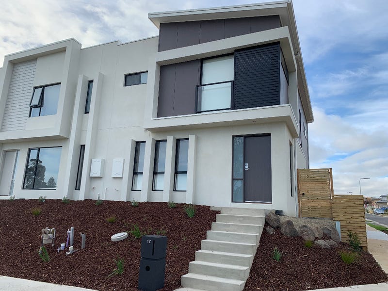 17 Camden Drive, Chirnside Park, VIC 3116 - realestate.com.au