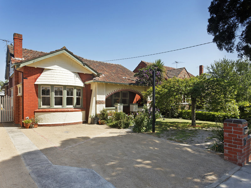 18 Maroo Street, Hughesdale, Vic 3166 - realestate.com.au